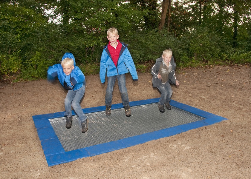 Trampoline stor plus 300 x 200 cm for lekeplass - Lek og natur
